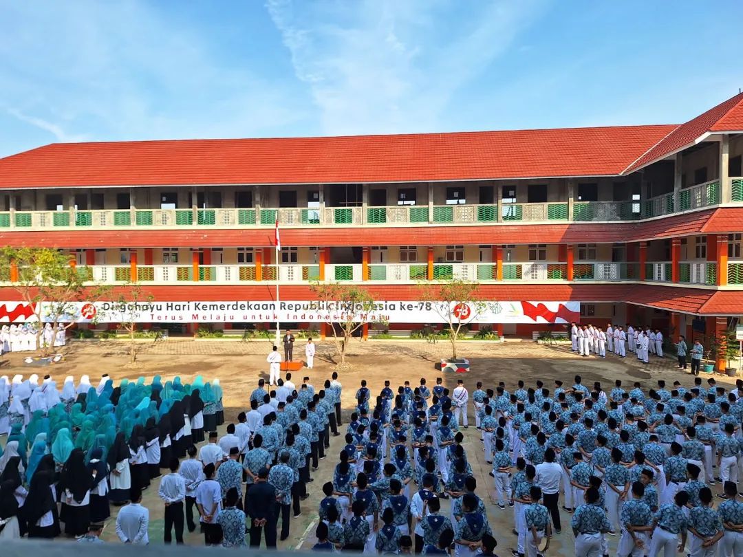 Tentang Kami - SMA IT ASSALAAM